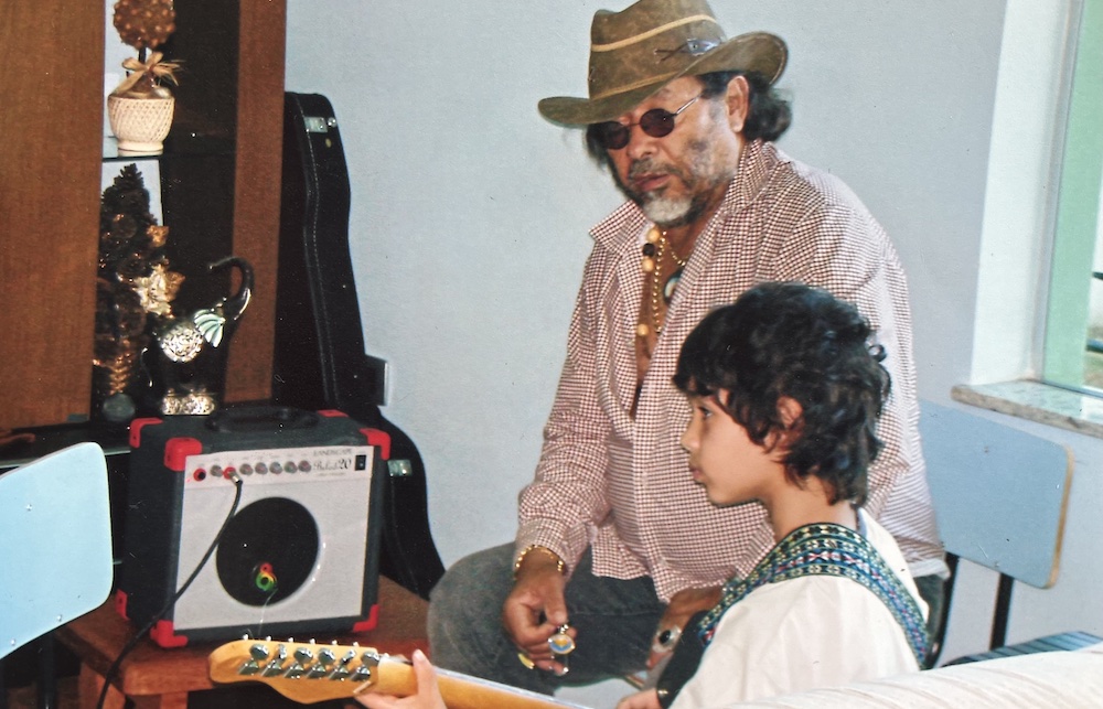Sâmi Rico, filho de lenda do sertanejo, se lança na música - União ...